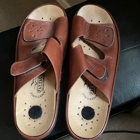 Fly Flot | Shoes | Fly Flot Italian Comfort Sandals | Poshmark